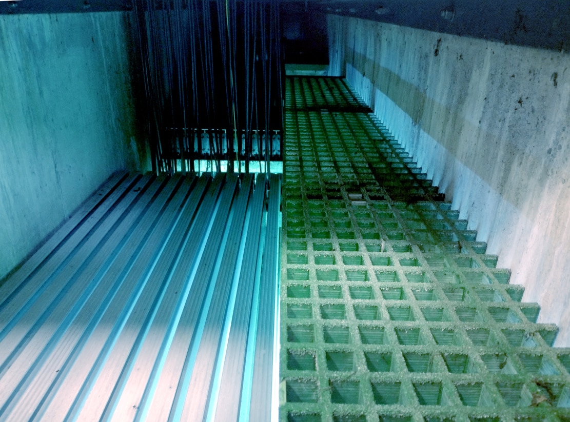 Superior stocks up on UV light bulbs for wastewater treatment plant